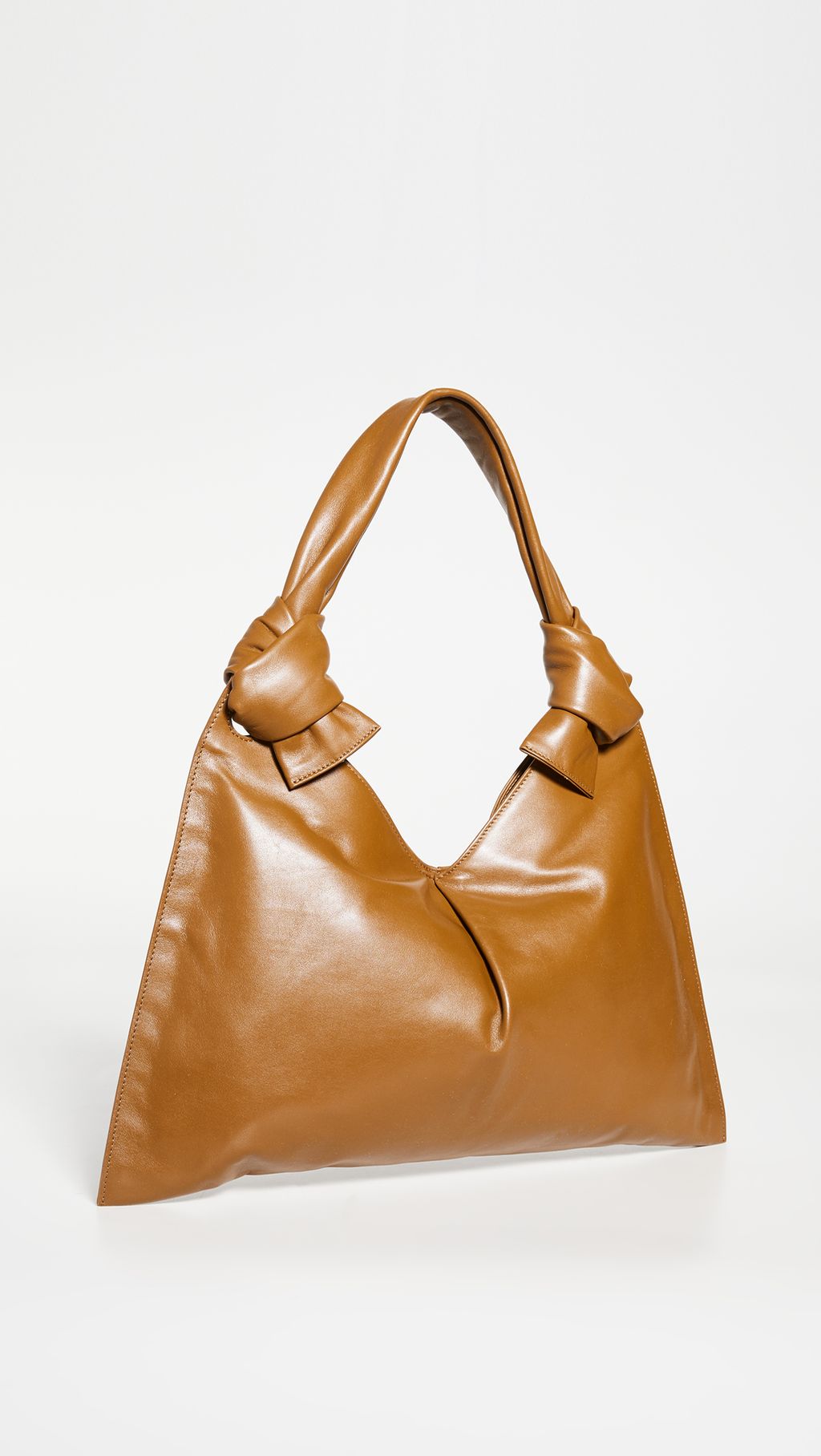 Teardrop Bags: The Spring Handbag Trend That's Everywhere | Who What Wear