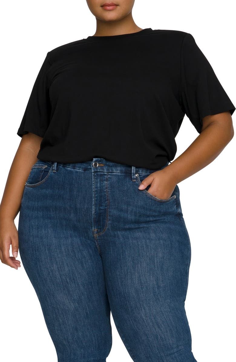 Elbow-Sleeve Tees Are the Cult Piece on Every Fashion Girl | Who What Wear
