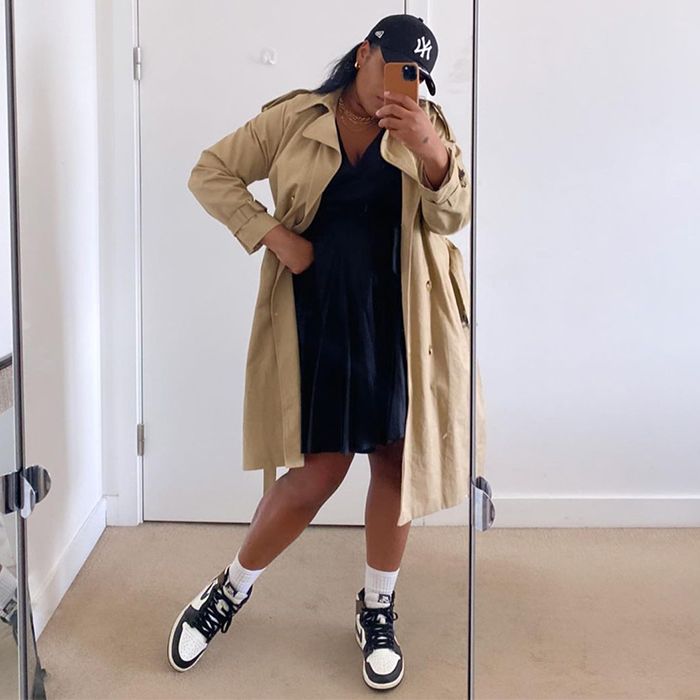 6 Spring and Summer Outfit Ideas With Sneakers | Who What Wear