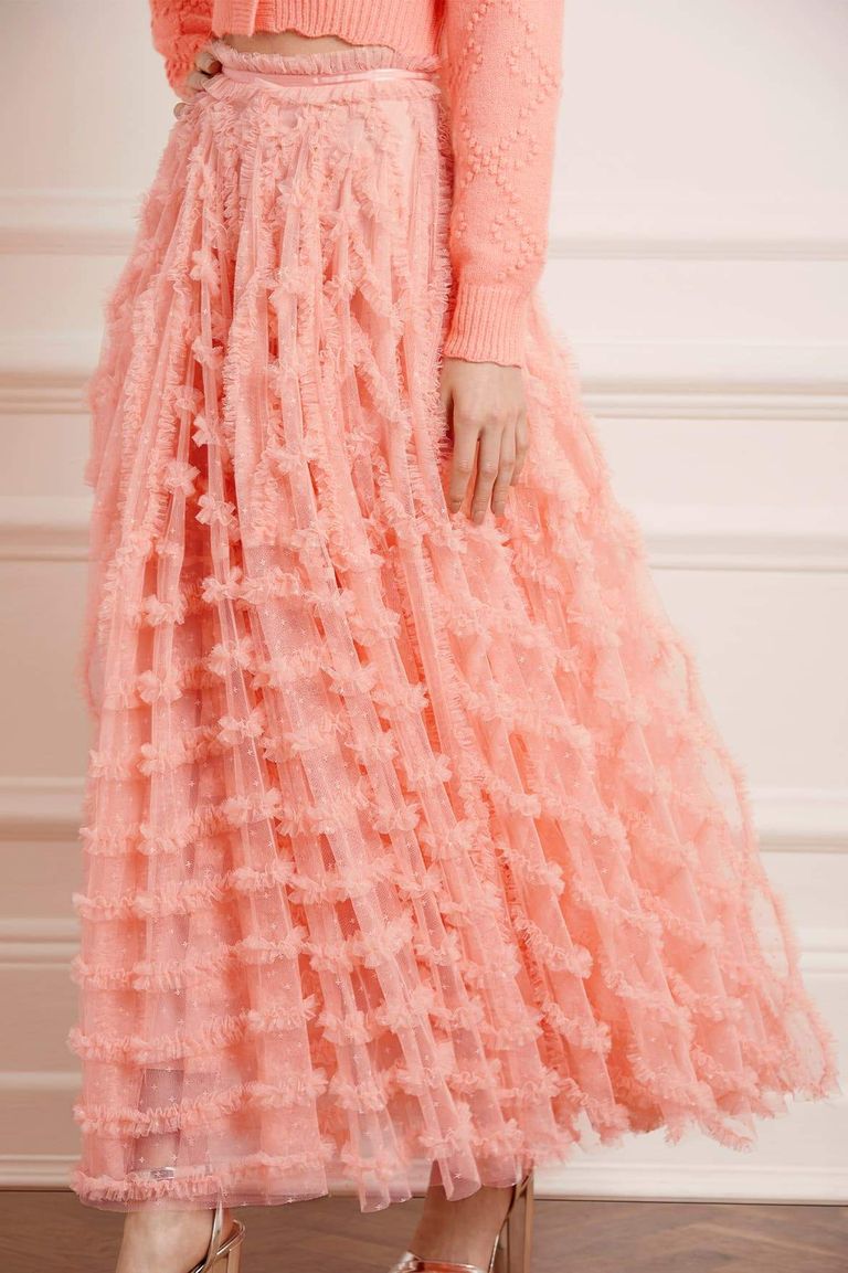 These 12 Romantic Fashion Trends Are All I Want to Wear | Who What Wear