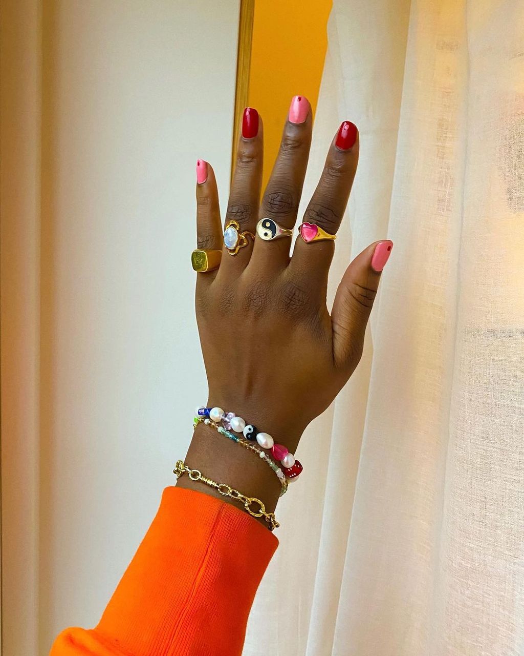 This Is Officially the New "Everyday" Jewelry Look of 2021 | Who What Wear