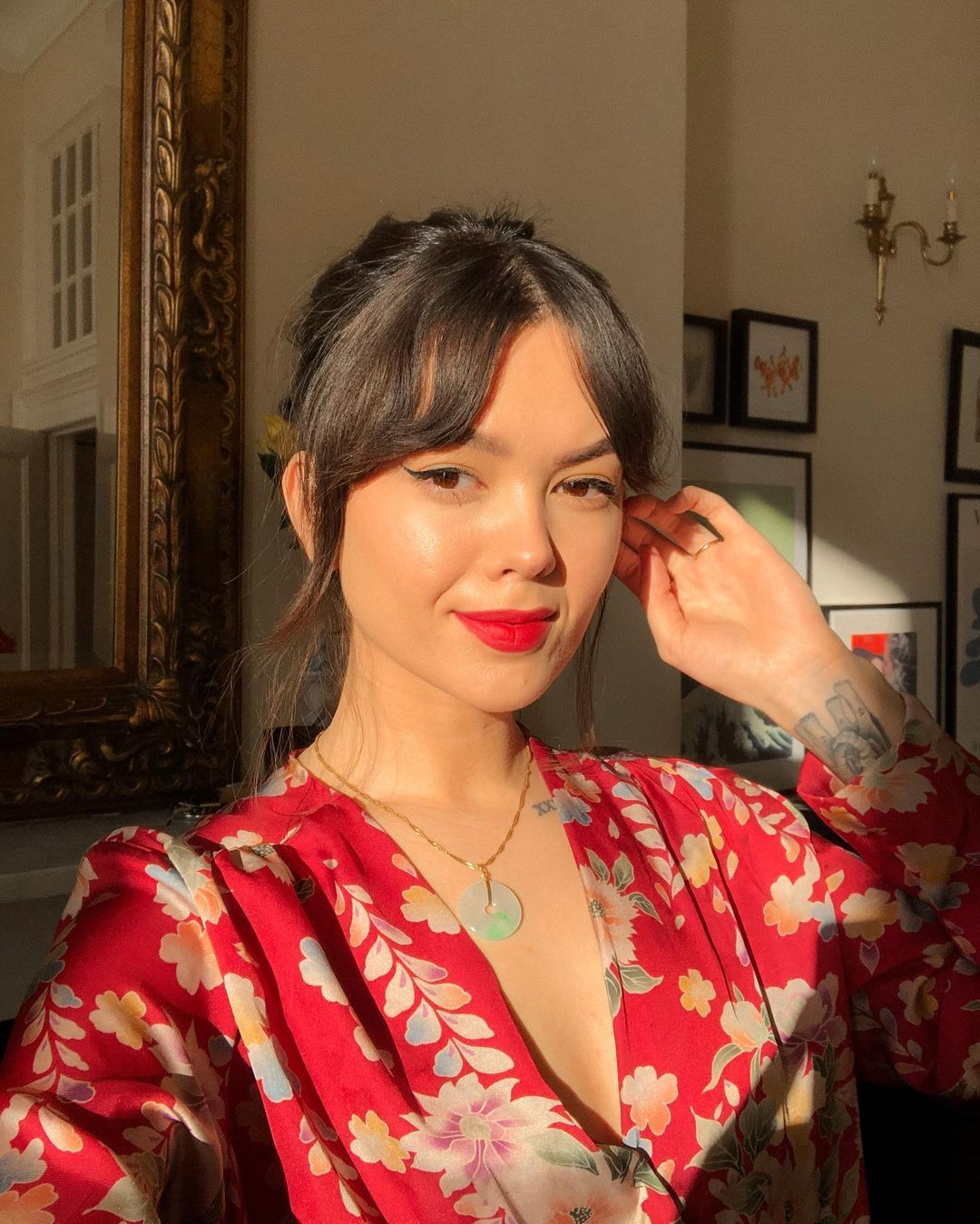 How to Look Less Tired: Simple Makeup and Skincare Tips | Who What Wear