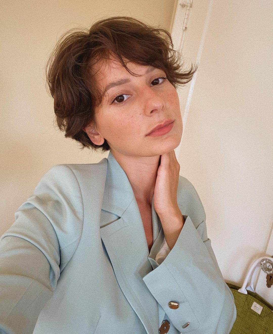 23 Short Haircuts That Require Barely Any Upkeep | Who What Wear