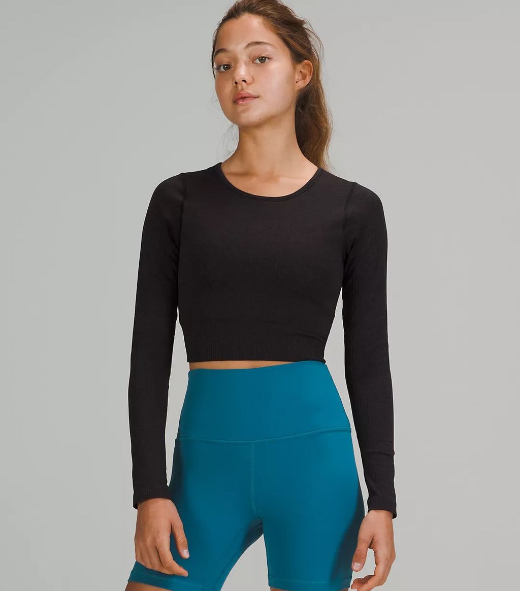 The 17 Best Yoga Tops for Women, Hands Down | Who What Wear