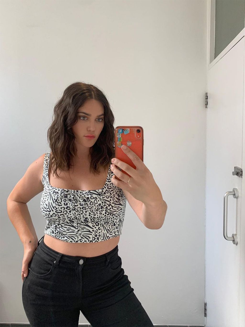 The 18 Best Crop Tops and the Outfits to Wear Them With | Who What Wear