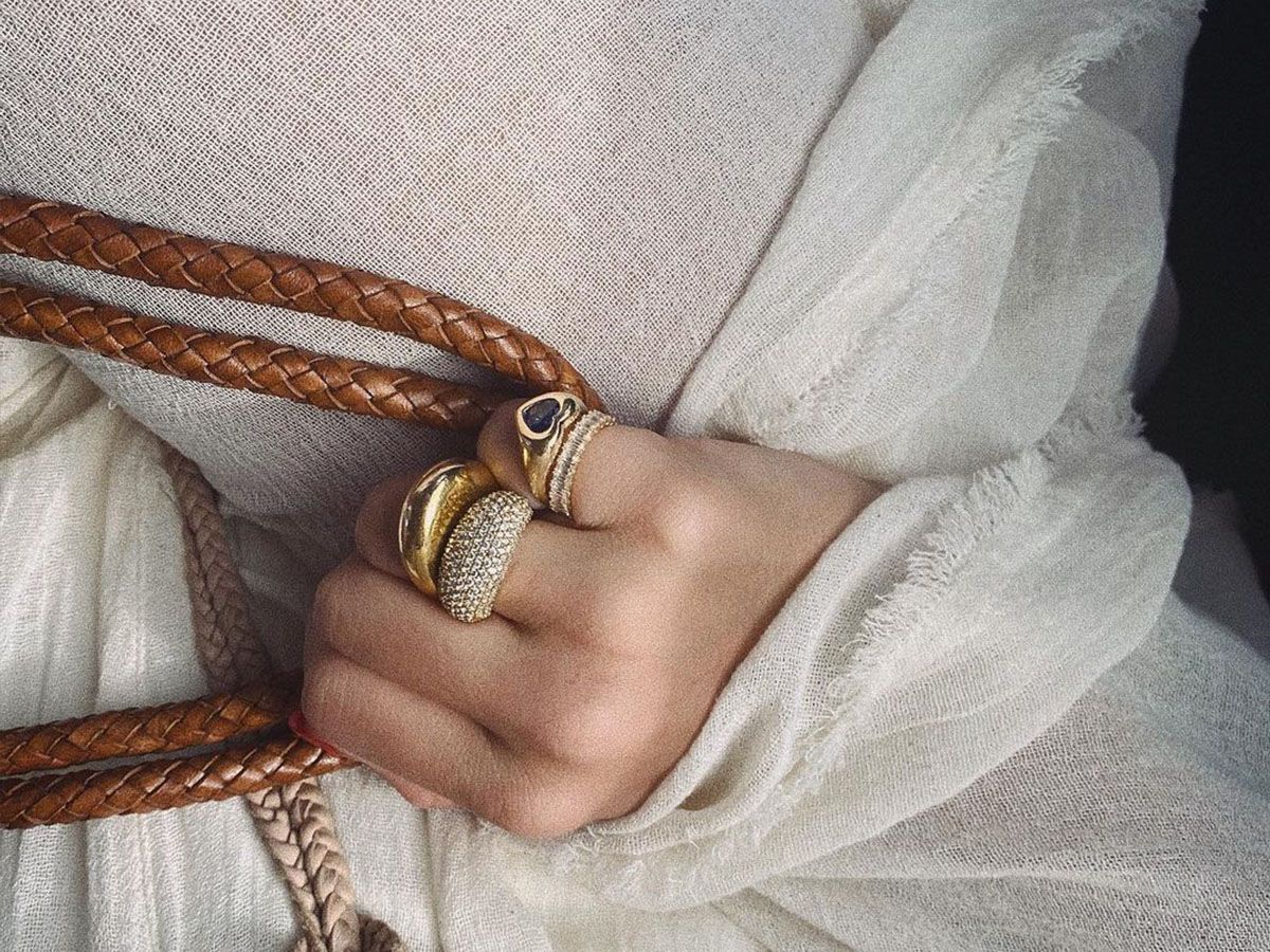 30 Simple Gold Jewelry Pieces That Are So Timeless | Who What Wear