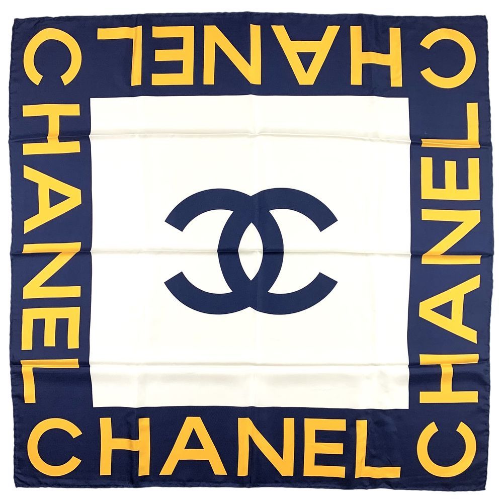 The 20 Best Vintage Chanel Items You'll Want to See | Who What Wear