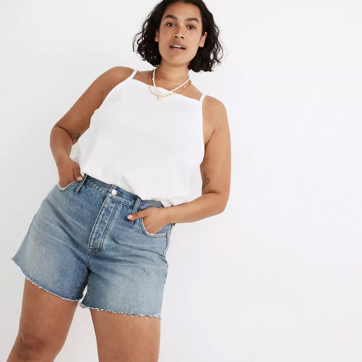 8 Trendy Tank Top Outfits That Are Easy to Pull Off | Who What Wear