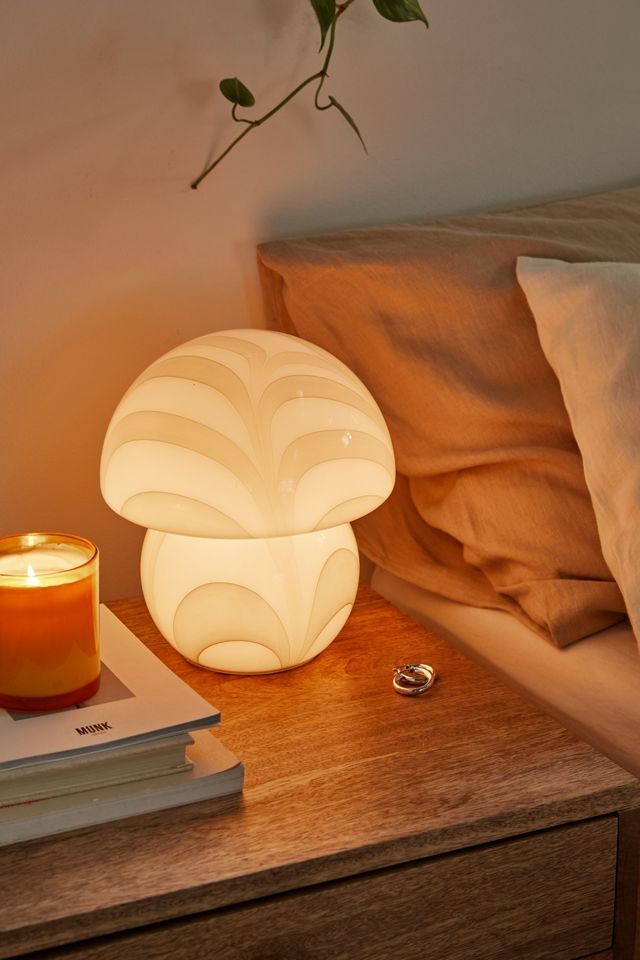 6 Lamp Trends We're Spotting Everywhere in 2021 | Who What Wear