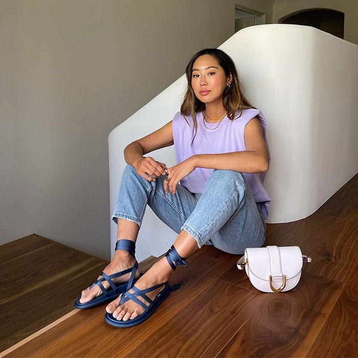 5 Fashionable Outfit Ideas With the Best Flat Sandals | Who What Wear