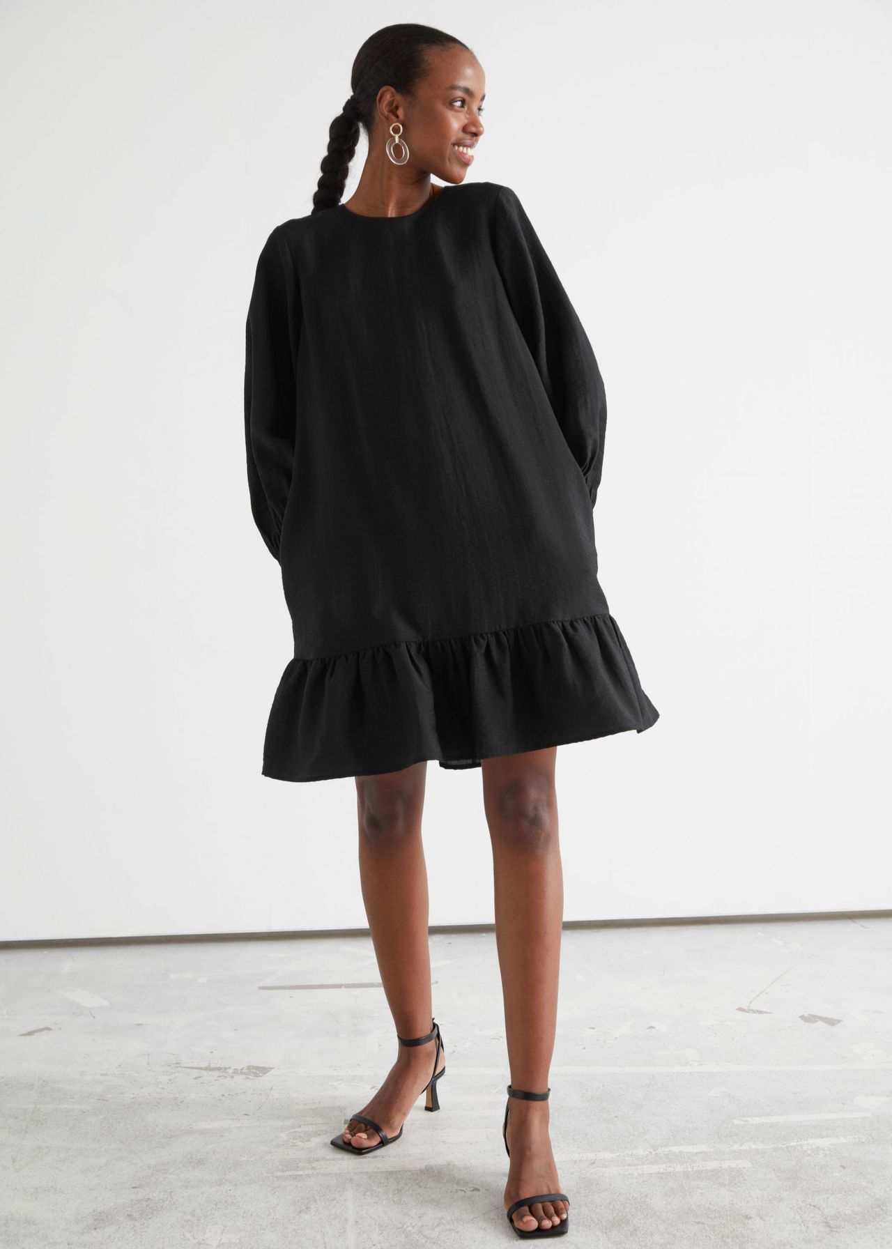 5 Ways to Wear Oversize Silhouettes This Season | Who What Wear