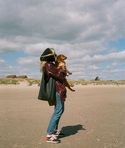 What to Wear to the British Seaside in 6 Easy Outfits | Who What Wear