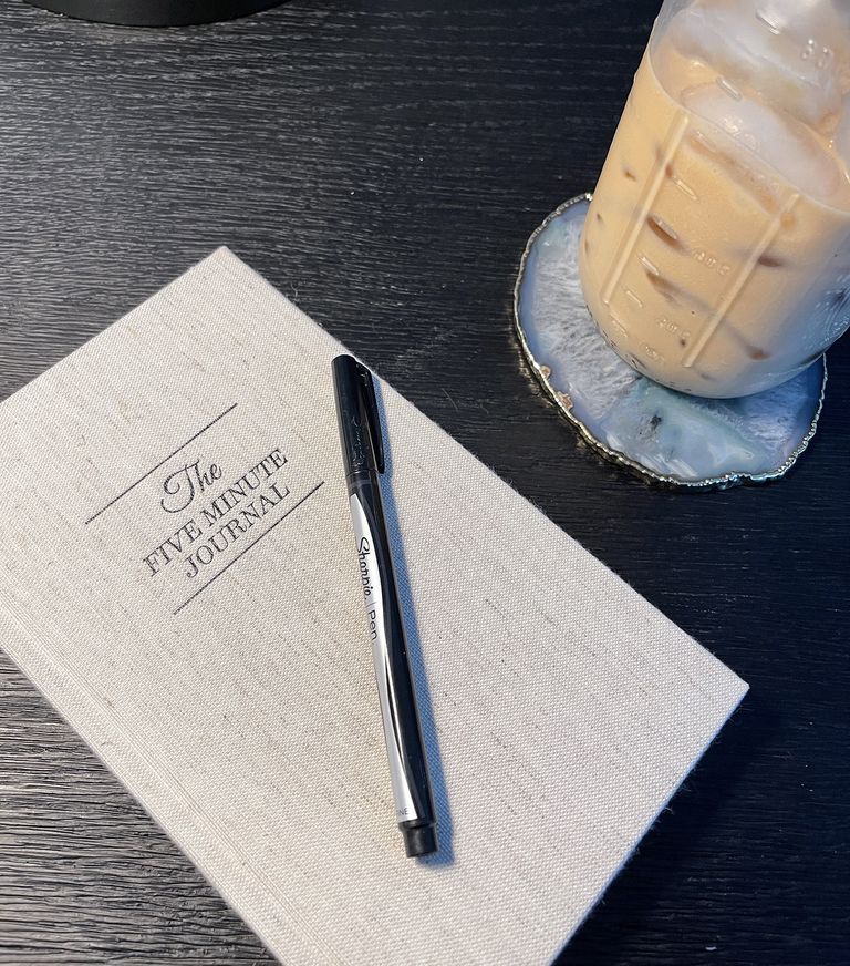 How Model and Mom-to-Be Emily DiDonato Starts Her Mornings | Who What Wear