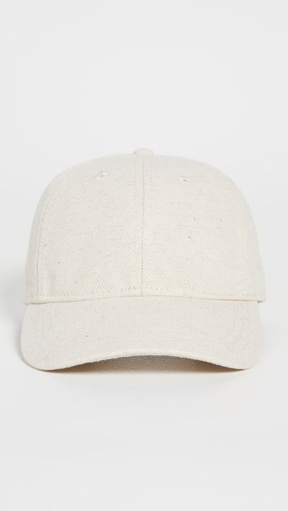 Emily Ratajkowski Wears This Hat Trend Daily | Who What Wear