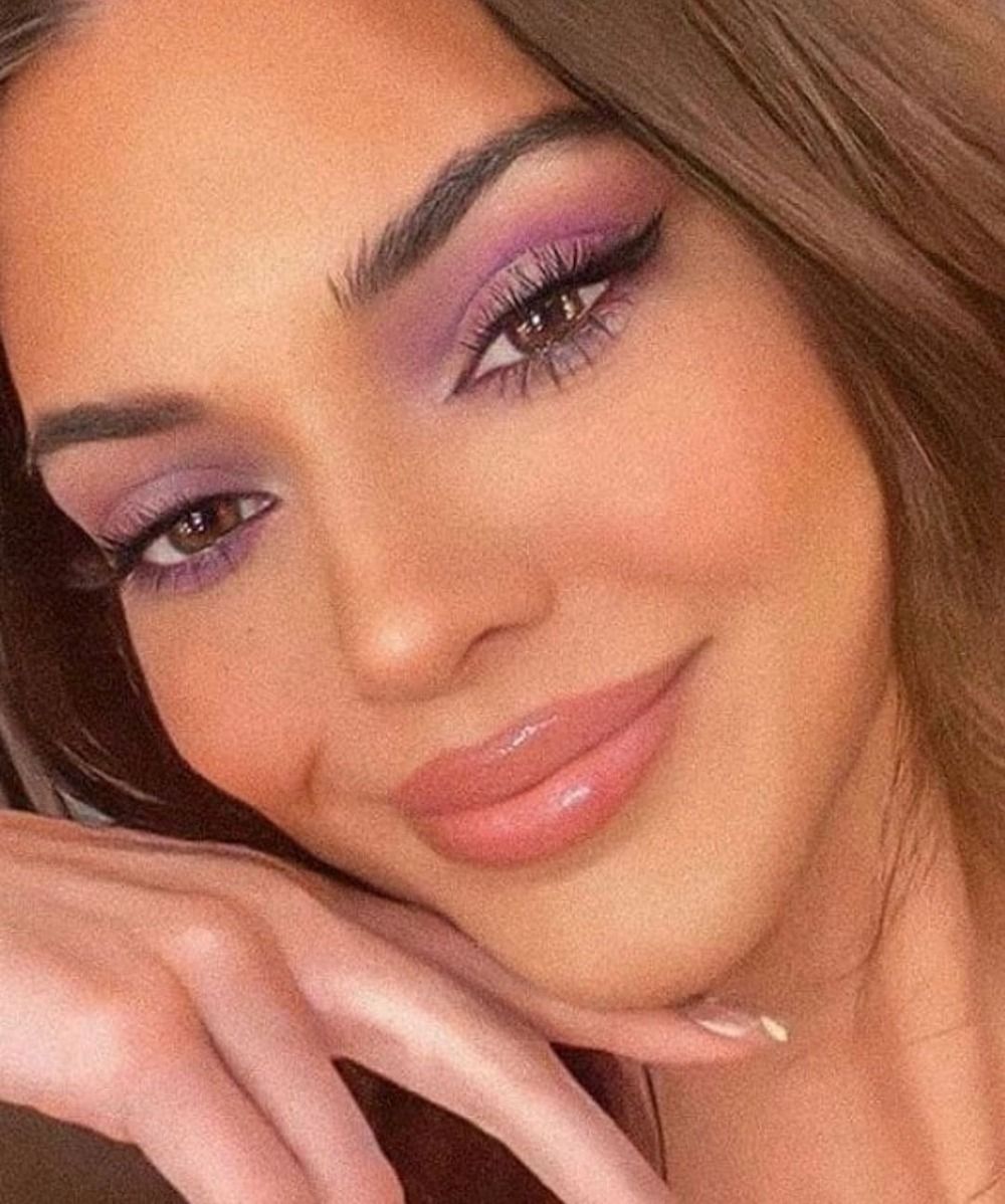 19 Chic Purple Eye Shadow Looks We're Trying in 2021 | Who What Wear