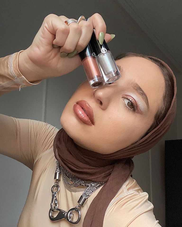 10 Colorful Eye Shadow Looks to Try Now | Who What Wear