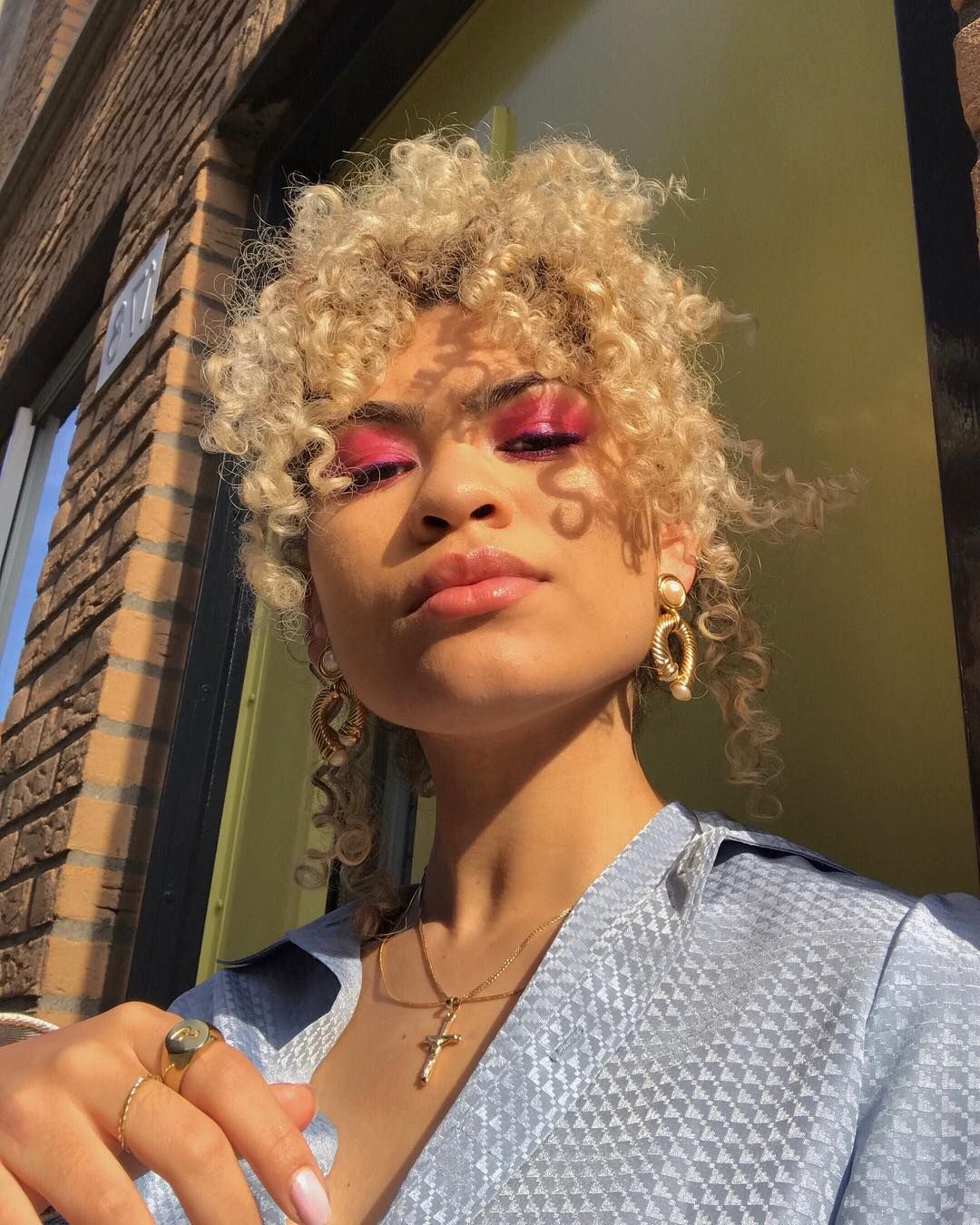 10 Colorful Eye Shadow Looks to Try Now | Who What Wear