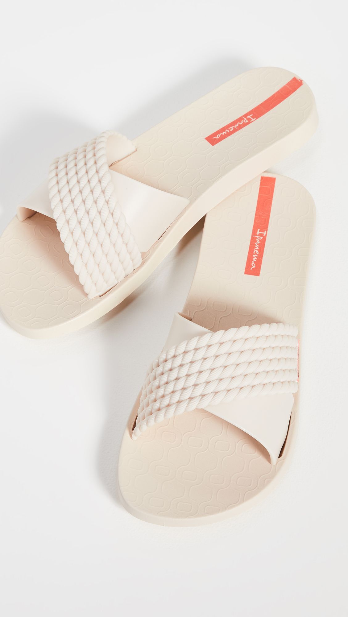 The 29 Best Beach Sandals for Women in 2023 | Who What Wear