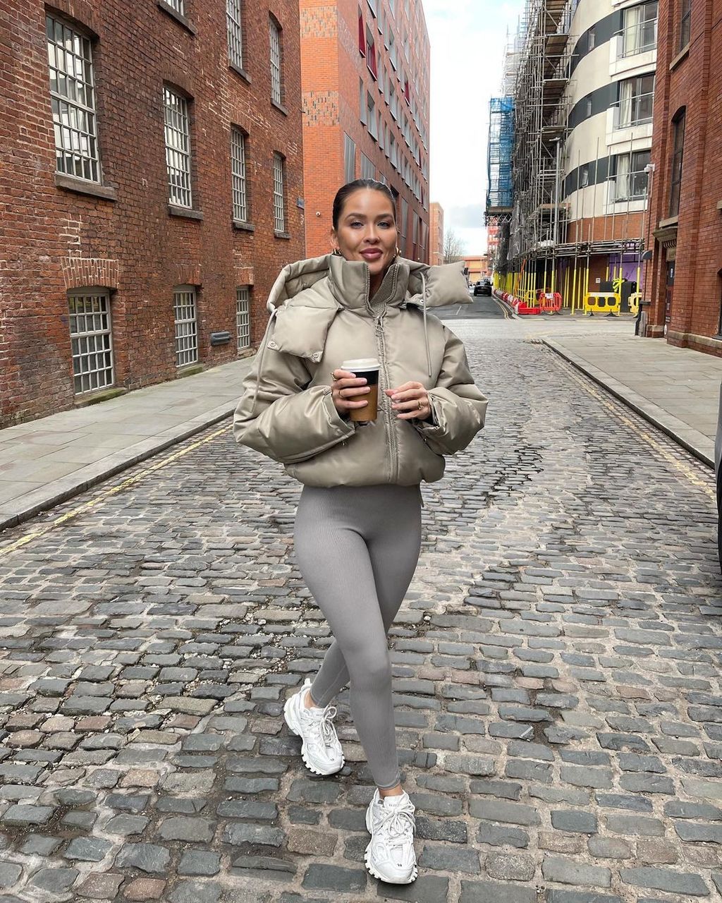 Naomi Genes on Moving From Manchester to Los Angeles | Who What Wear