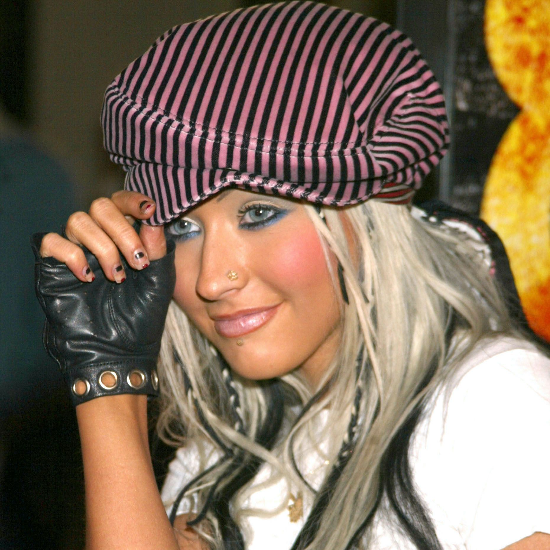 10 Early 2000s Nail Trends That Are Popular Again | Who What Wear