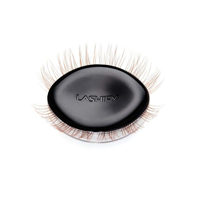 If You Want Natural-Looking False Eyelashes, Try These 10 | Who What Wear