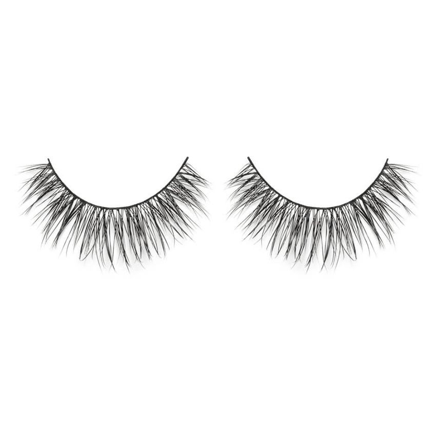 If You Want Natural-Looking False Eyelashes, Try These 10 | Who What Wear
