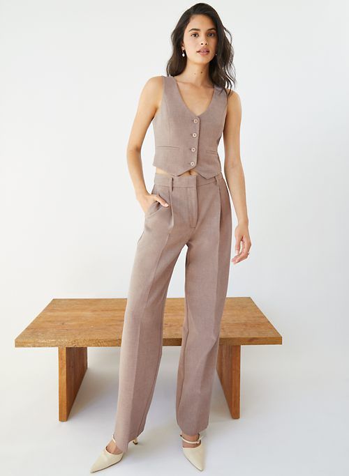 The 10 Best Loose-Fitting Jean Outfits of 2021 | Who What Wear