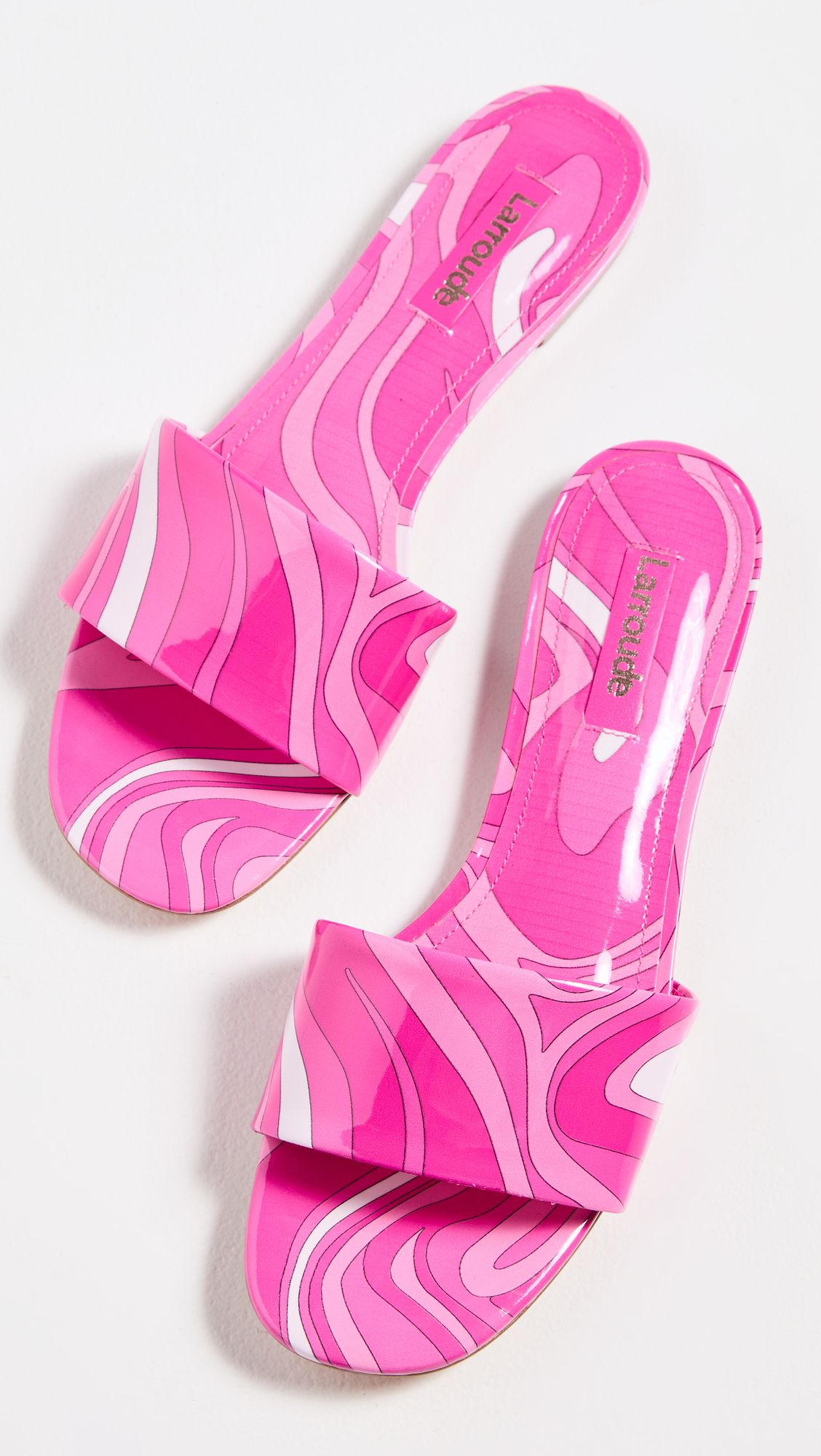 The 29 Best Accessories for Women, According to a Stylist | Who What Wear