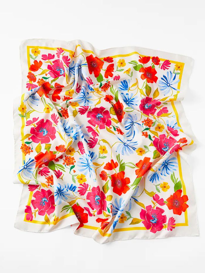 5 Ways to Mix and Match Patterns in Fashion for 2021 | Who What Wear