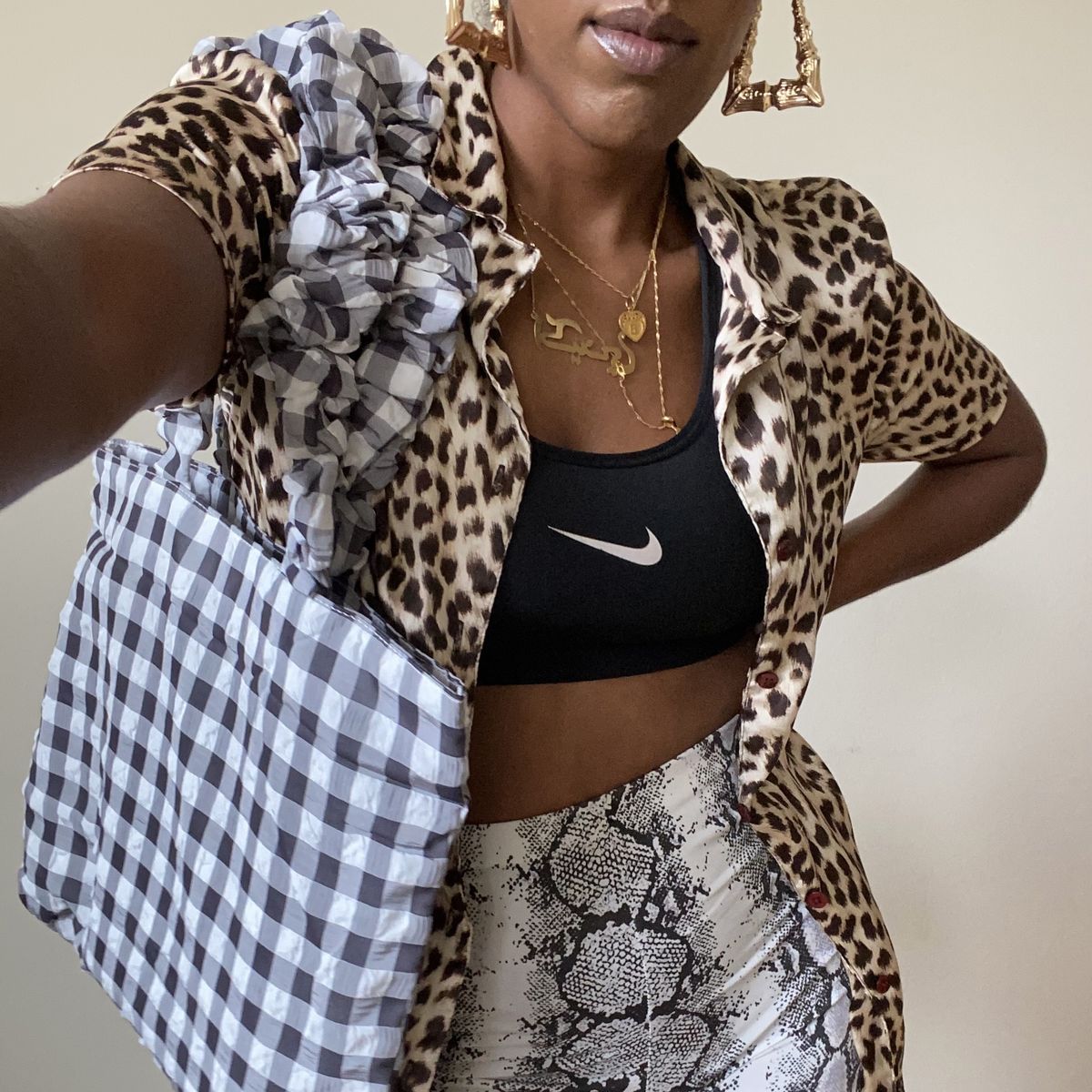 5 Ways to Mix and Match Patterns in Fashion for 2021 | Who What Wear