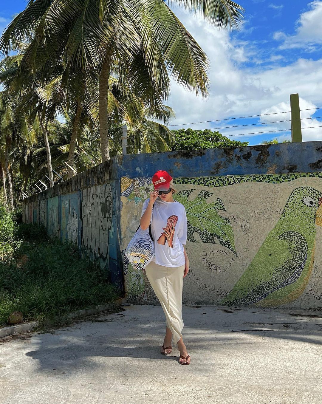 The 6 Biggest T-Shirt Trends of Summer 2022 | Who What Wear