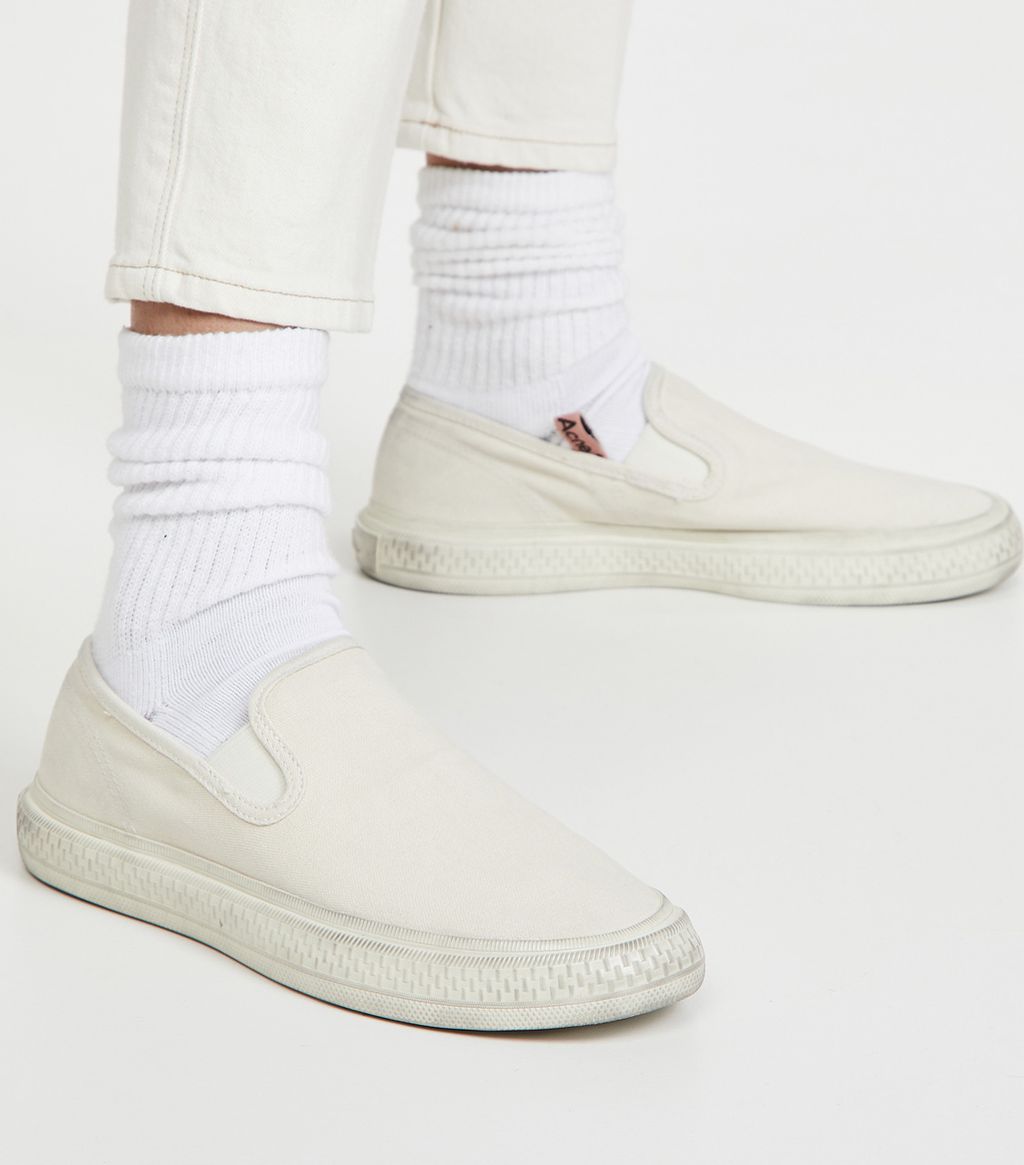 28 Trendy New Sneakers to Add to Your Collection in 2021 | Who What Wear