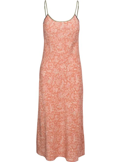 4 Popular Fashion Items Every Celebrity Seems to Own | Who What Wear