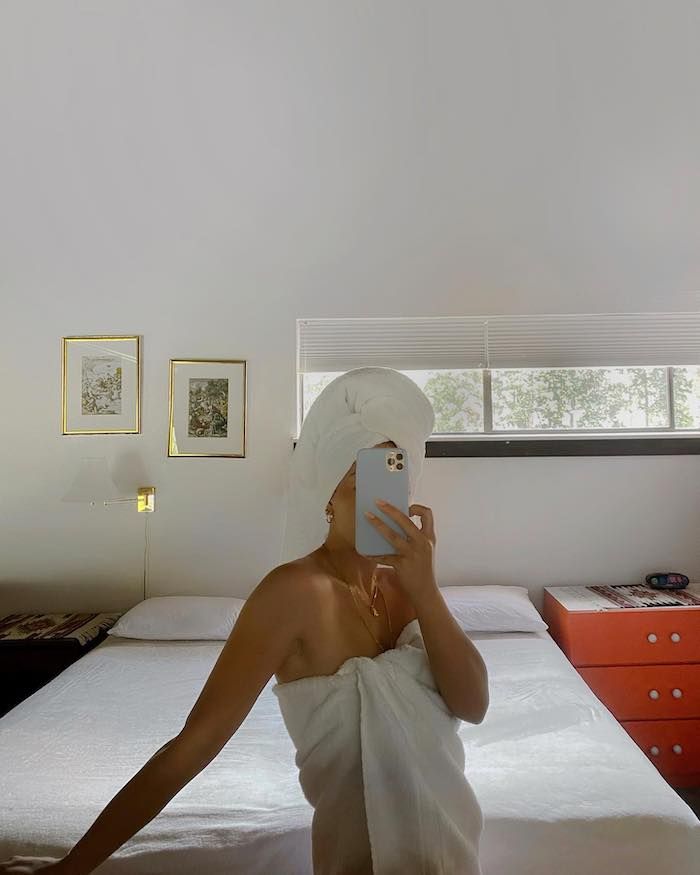 The 15 Best Bath Oils of 2021 You'll Want to Soak In | Who What Wear