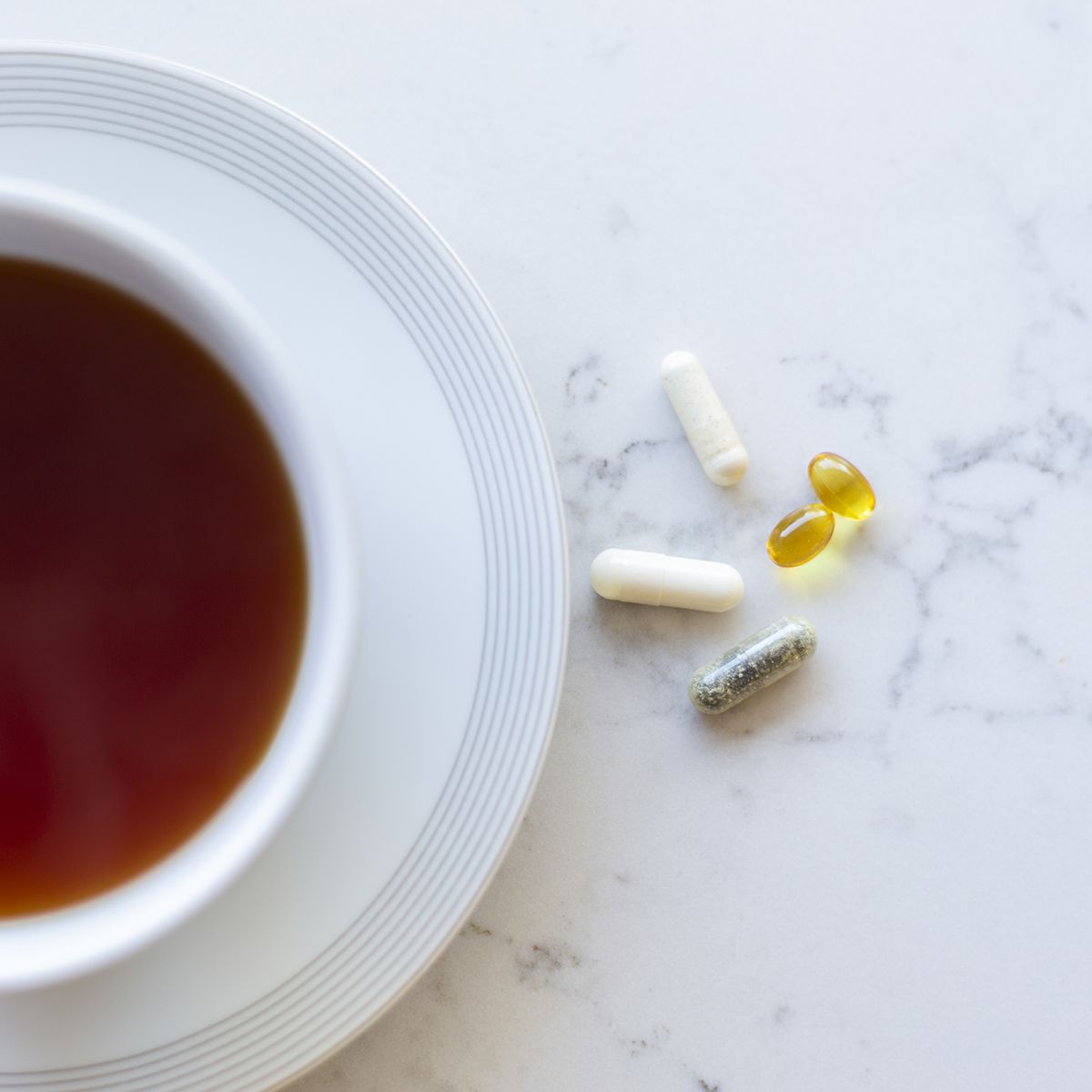 The 18 Best Digestive Supplements for Gut Health | Who What Wear