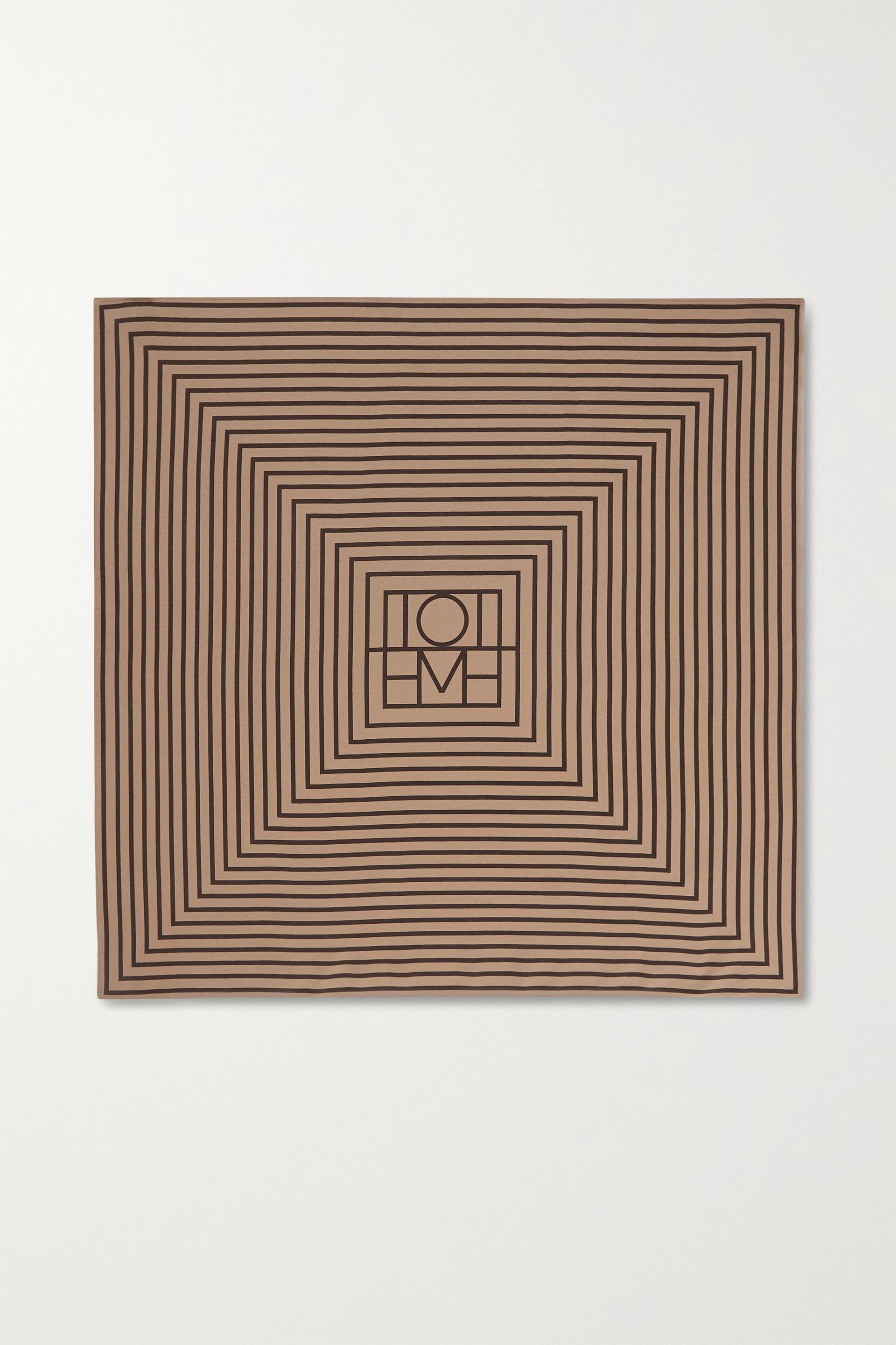 Our Editors Love These 11 High-Quality Clothing Brands | Who What Wear