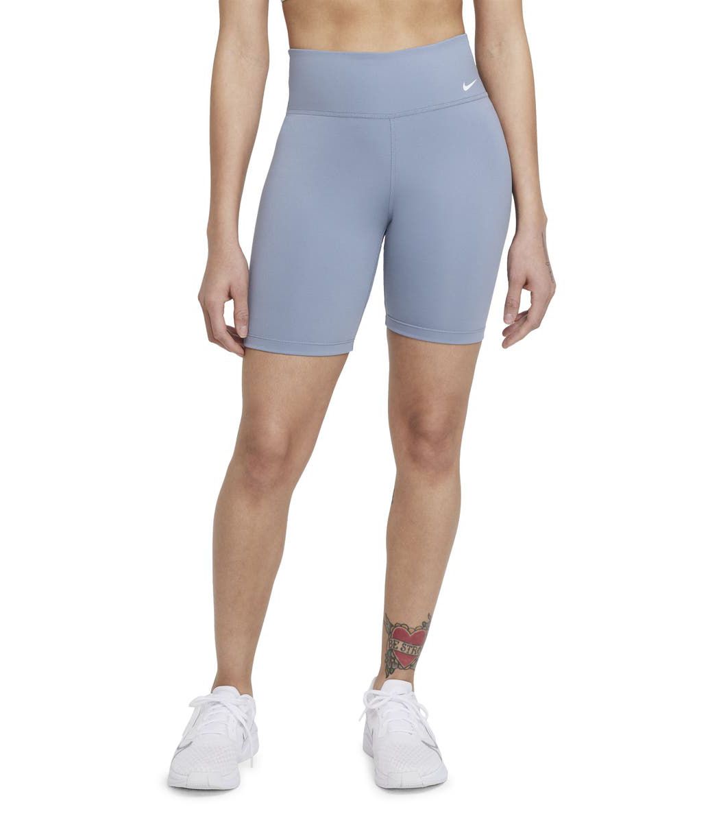 12 Best Yoga Shorts That You'll Want to Wear all the Time | Who What Wear