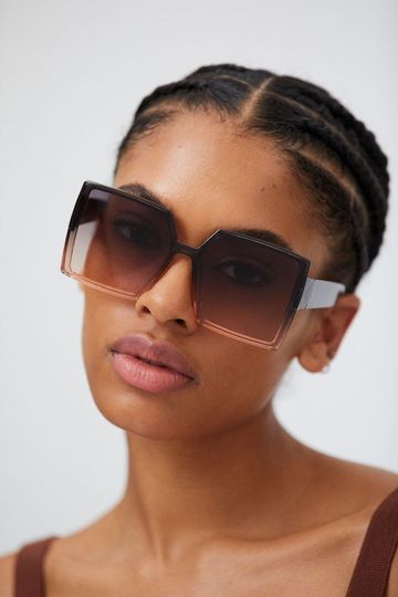 The 8 Biggest Fall Accessory Trends of 2021 | Who What Wear