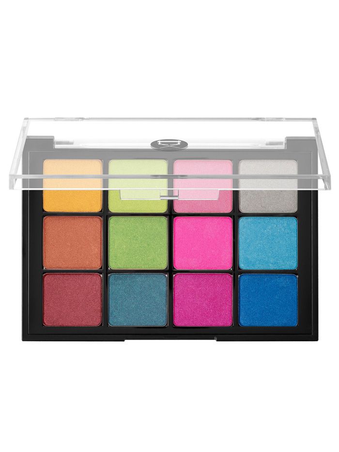 6 Easy Eye Shadow Trends That Are Everywhere in 2021 | Who What Wear