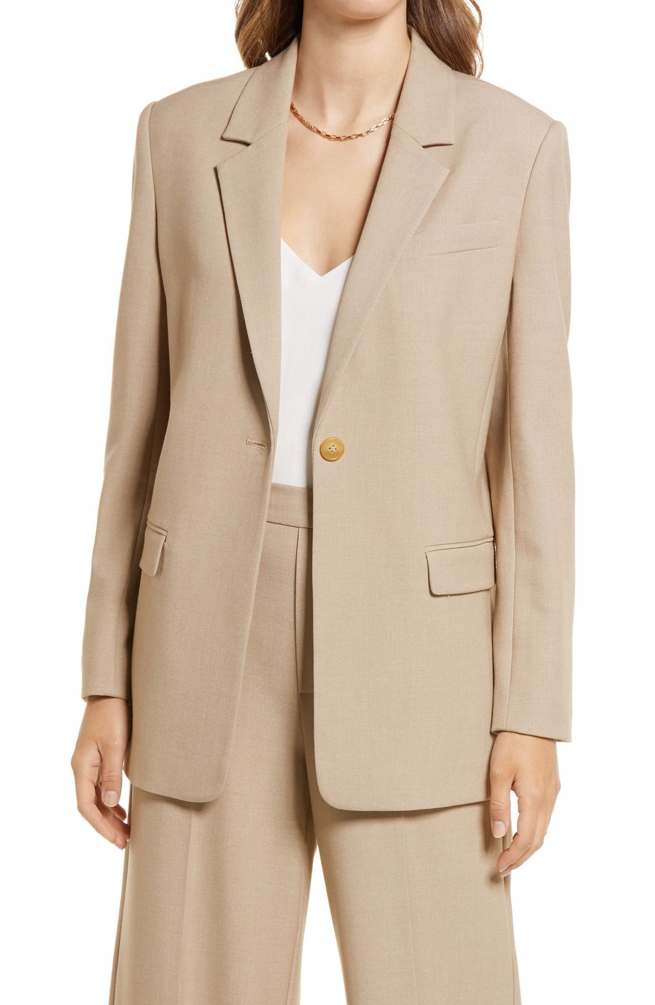 5 Outfits Fashion Editors Wear That Are Made Up of Basics | Who What Wear