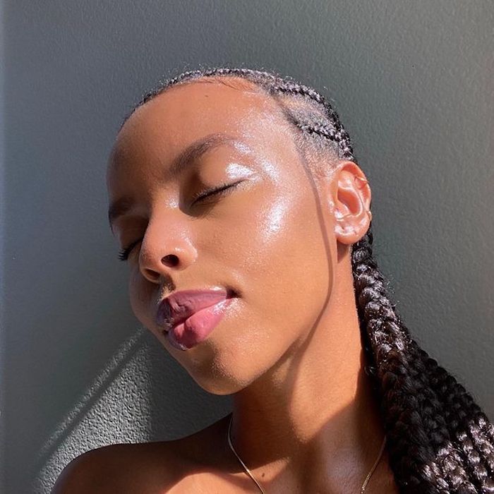 The 12 Best Rose-Hip Oils to Use for Petal-Soft Skin | Who What Wear