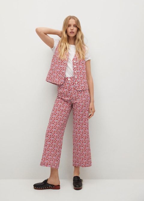 4 Items We're Keeping in Our 30s and 4 We're Ditching | Who What Wear