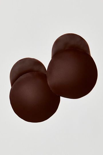 The 17 Best Backless Bras That Look So Seamless | Who What Wear