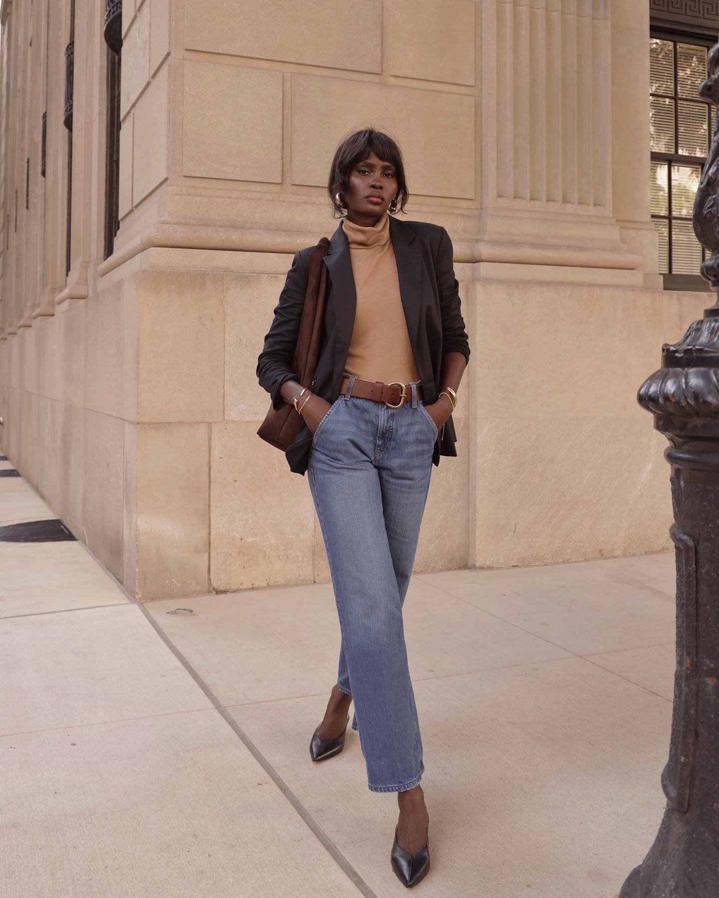 7 Sweater-and-Jeans Outfits to Try This Season | Who What Wear