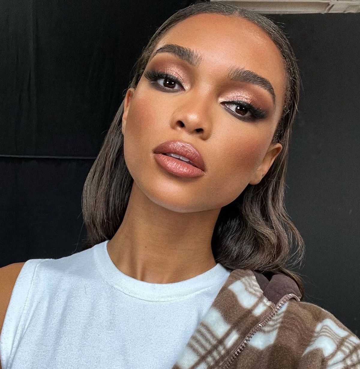 The 12 Best Gen Z Makeup Trends | Who What Wear