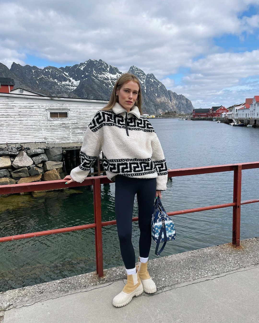 17 Trendy Winter Outfits That Will Make You Like the Cold | Who What Wear