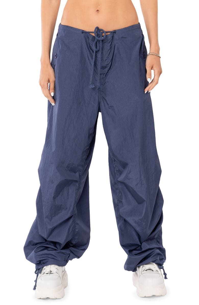 5 Popular Pant Trends We're Seeing Everywhere | Who What Wear