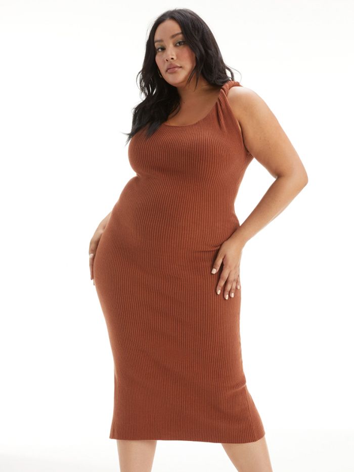 You Can Create Endless L.A. Outfits With These 5 Pieces | Who What Wear