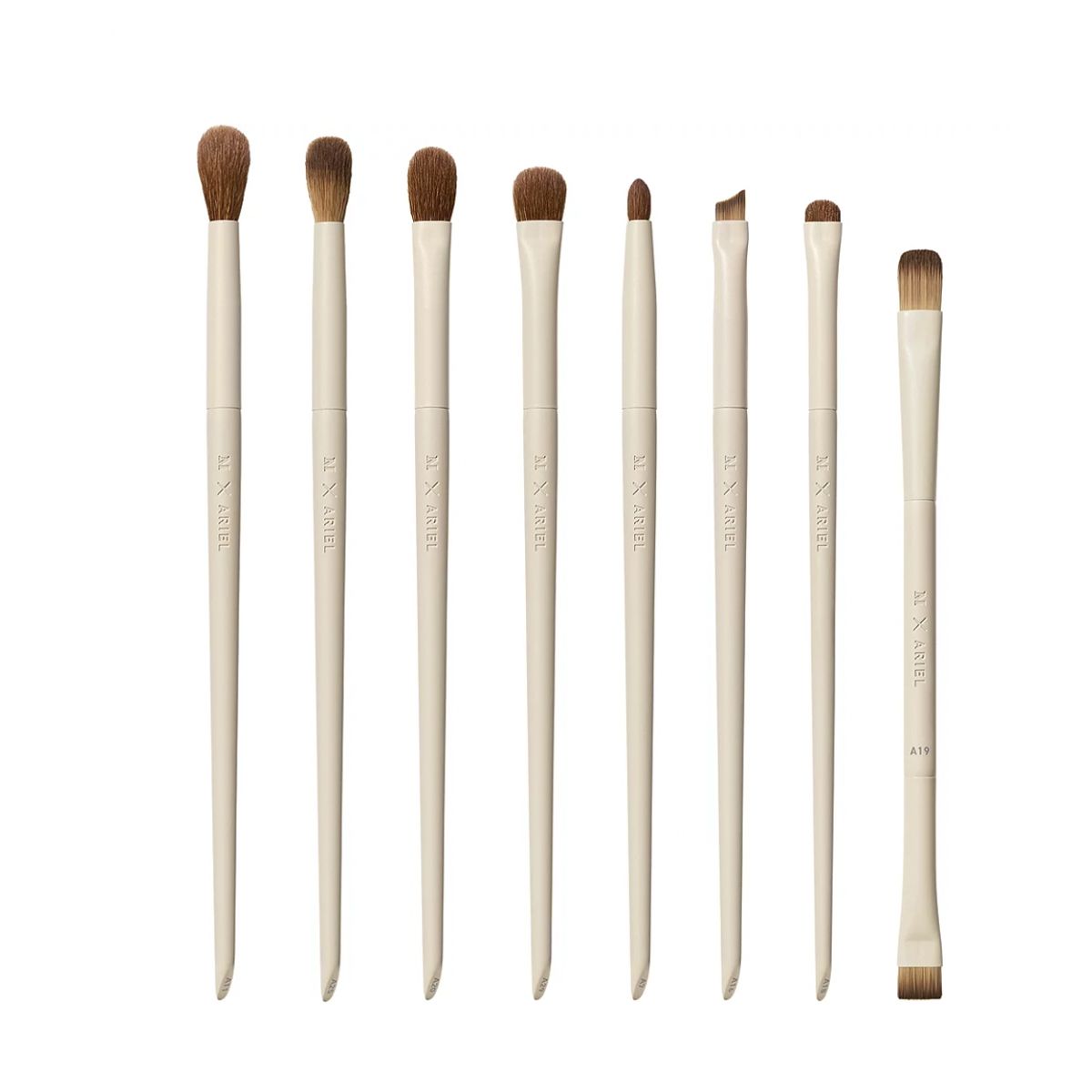 The 18 Best Eye Shadow Brushes and Sets of all Time | Who What Wear