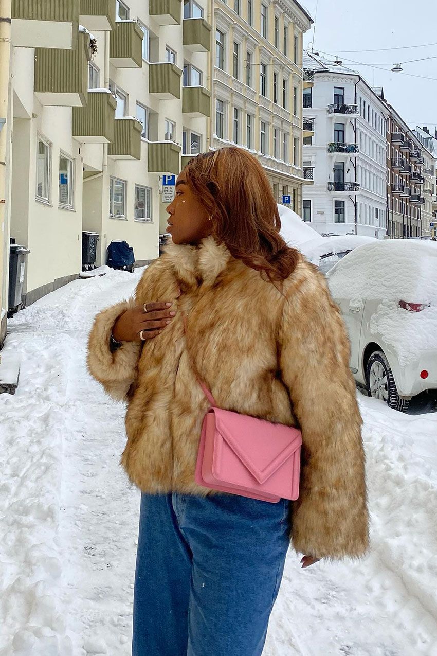 Gen Z Is Leading the Way With These 6 Handbag Trends | Who What Wear